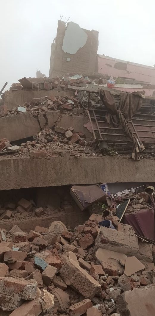 15 rescued after Maharashtra building collapse, 75 feared trapped