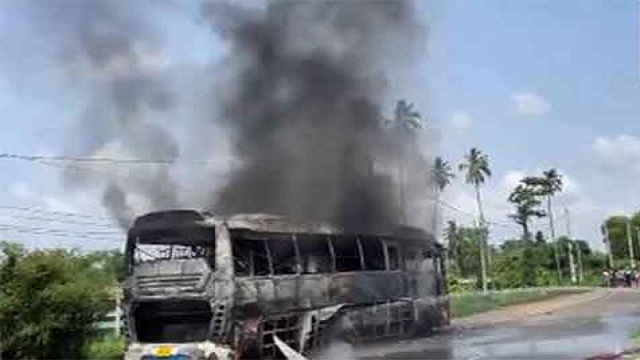 Puri tourist bus fire: Narrow escape for passengers, watch