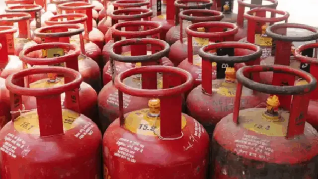 Over 1.26 crore domestic LPG cylinders delivered against bookings