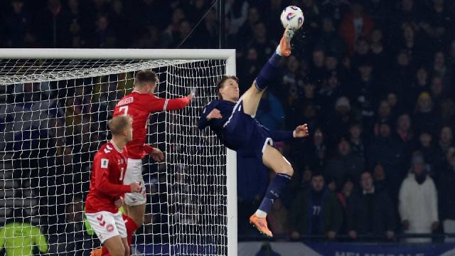 McTominay bank of Scotland note celebrates victory
