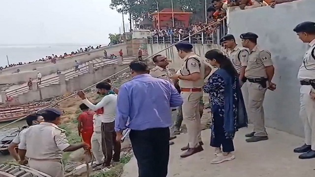 Boat Capsizes at Ganga Ghat, Seven Drown