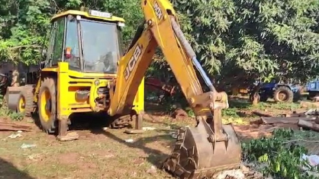 Forest guard suspended in Hindol elephant burial case