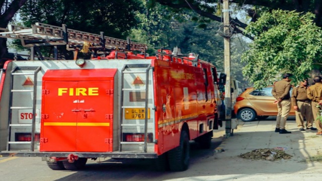3 Dead After Massive Fire Breaks Out in ICU of Hospital