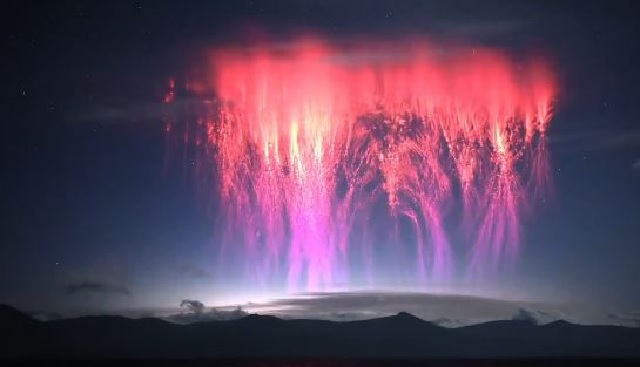 Rarest Upper Atmospheric Lightning ‘Red Sprites’ Light Up Sky, Watch
