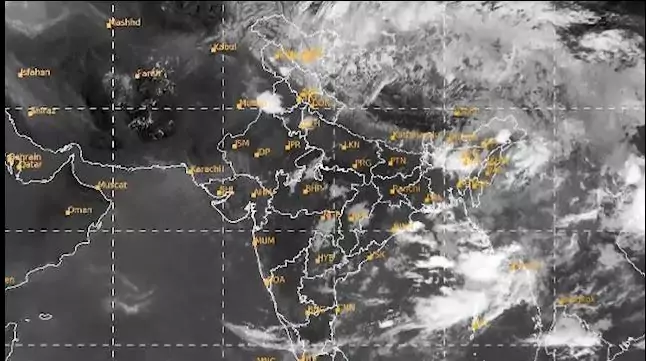 Monsoon goes missing: Satellite images show no clouds over large parts ...